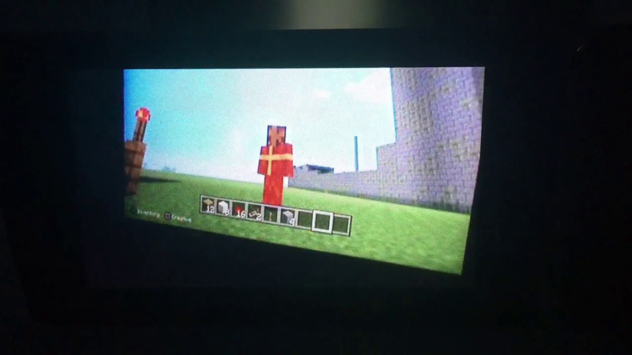 2 secret redstone entrances that your friends will never find in ...
