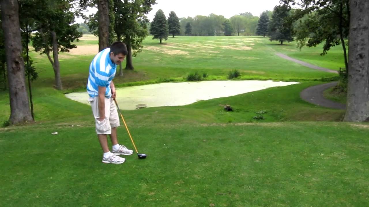 First time golfing - 2 Funny Bloopers (HD) - YouTube