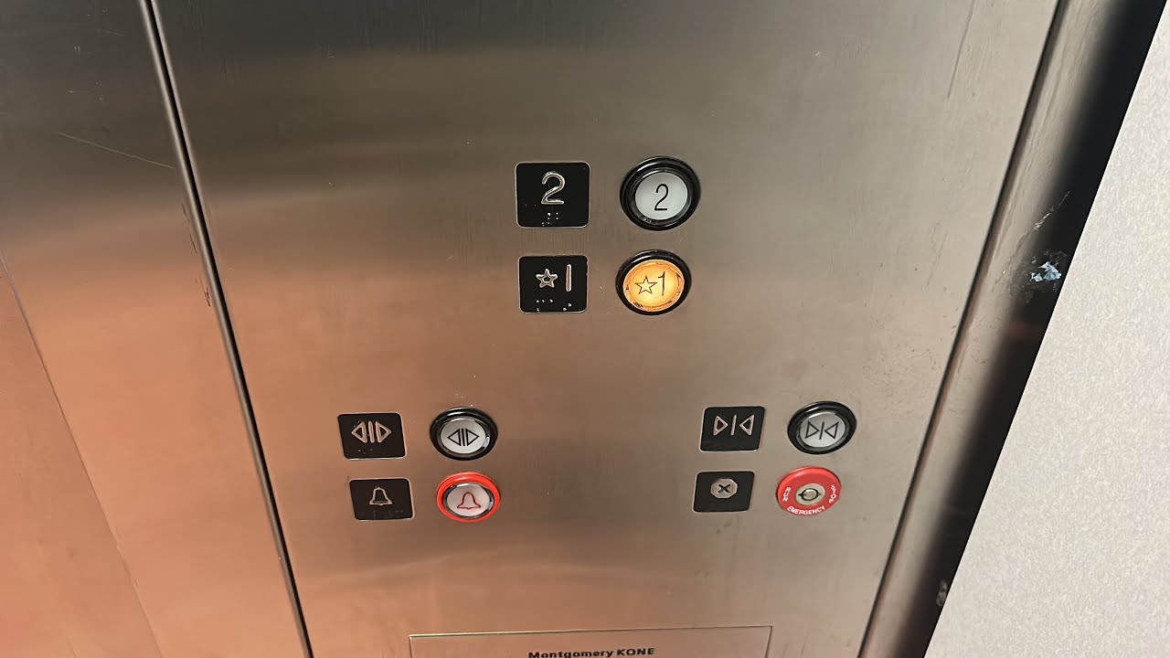 MontgomeryKONE Hydraulic Elevator at Shuttle Gift Shop- Orlando, FL ...