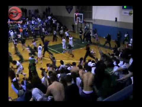 Mount Olive College vs. Barton - Kendrick Easley Buzzer-Beater.wmv ...