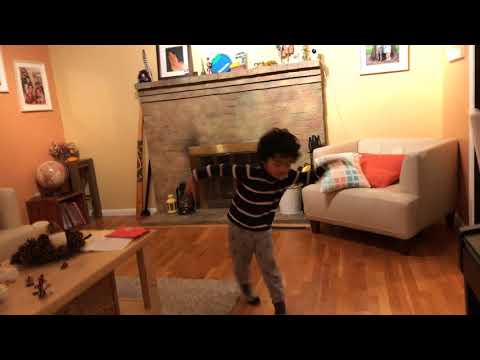 4 years old dancing to Save me by BTS 방탄소년단