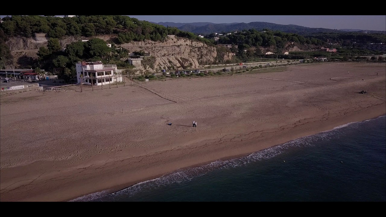 Erik body painting dronie Mavic pro - YouTube