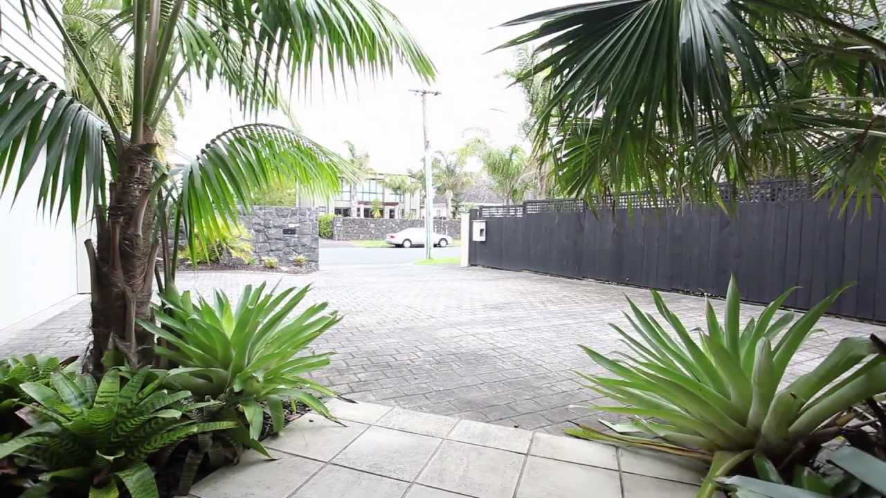 Karin Cooper - Myagent - Real Estate Video and Photography - YouTube