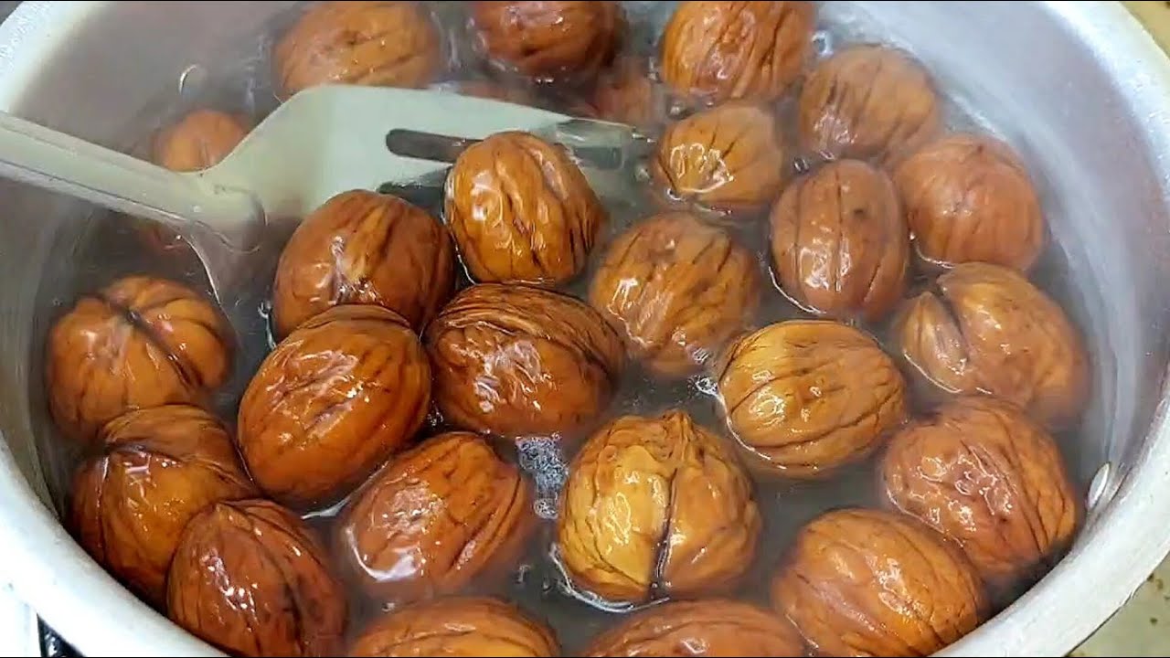 Throw the nuts into the boiling water‼️A delicious and quick dessert ...