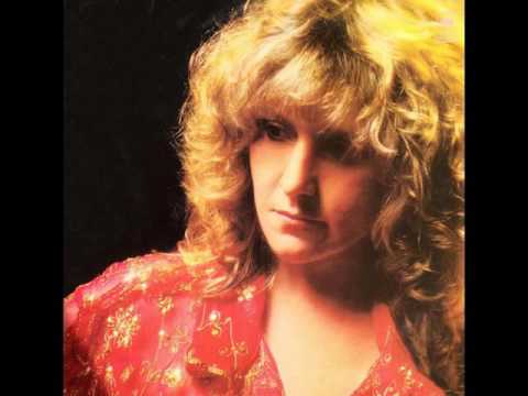 Lacy J. Dalton et Earl Scruggs - Love Gone Cold - YouTube