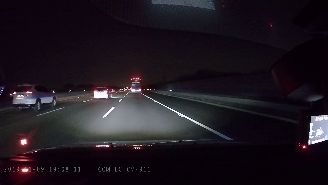 COMTEC CM-911高速公路無燈前鏡頭1 - YouTube