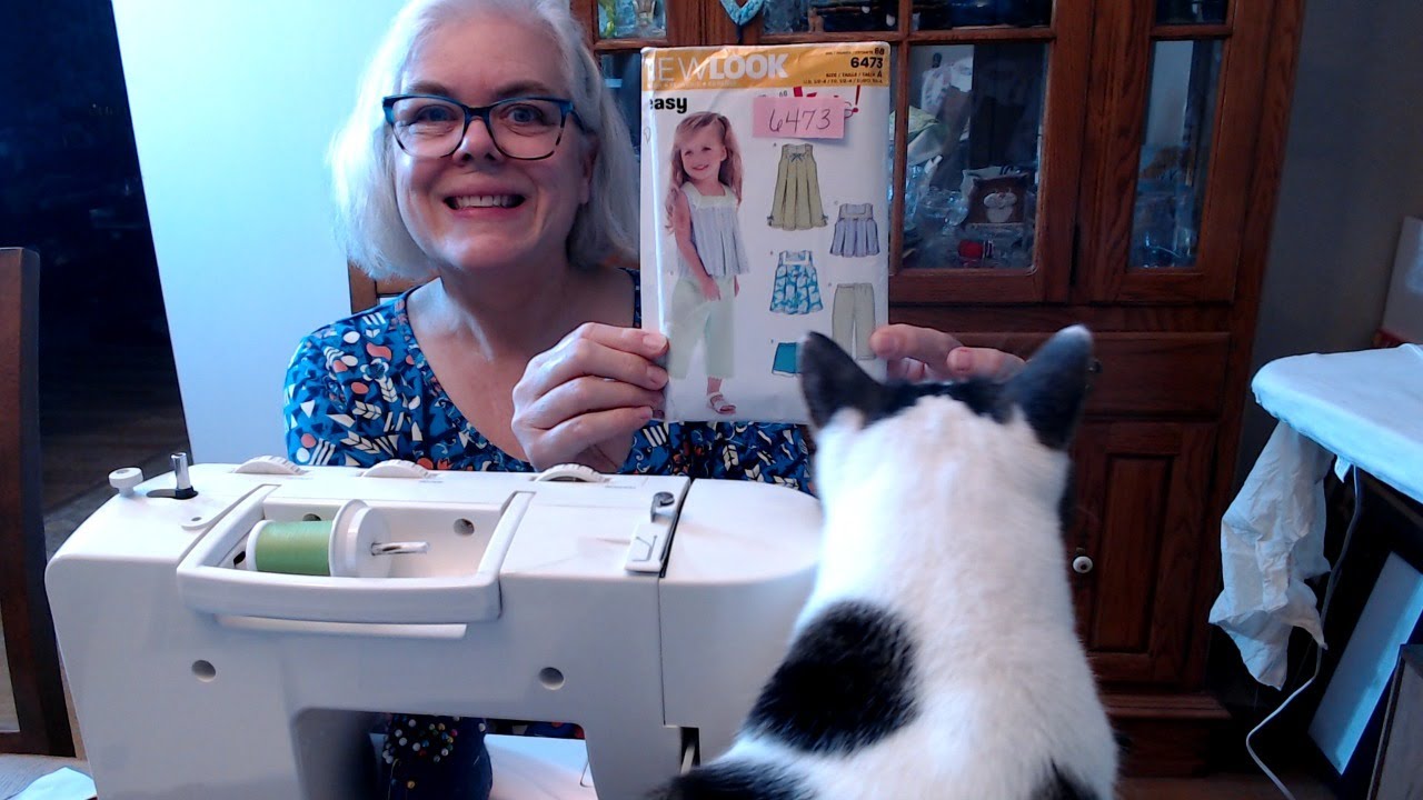 Monday Morning Sewing Session - YouTube