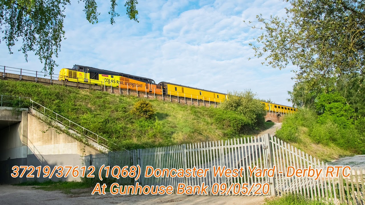 37219/37612 (1Q68) Doncaster West Yard - Derby RTC At Gunhouse Bank 09 ...
