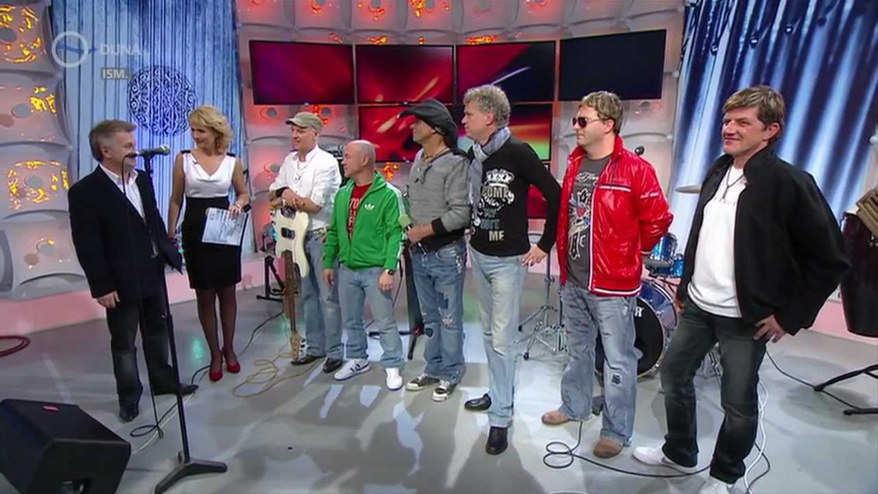 Első Emelet - Aranylemez Átadás (HD!) - YouTube