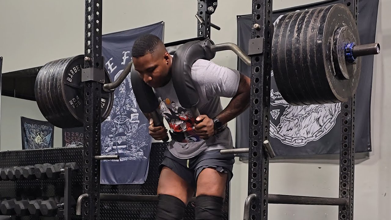 Training Legs and Shoulders. Heavy Hatfield Squats - YouTube