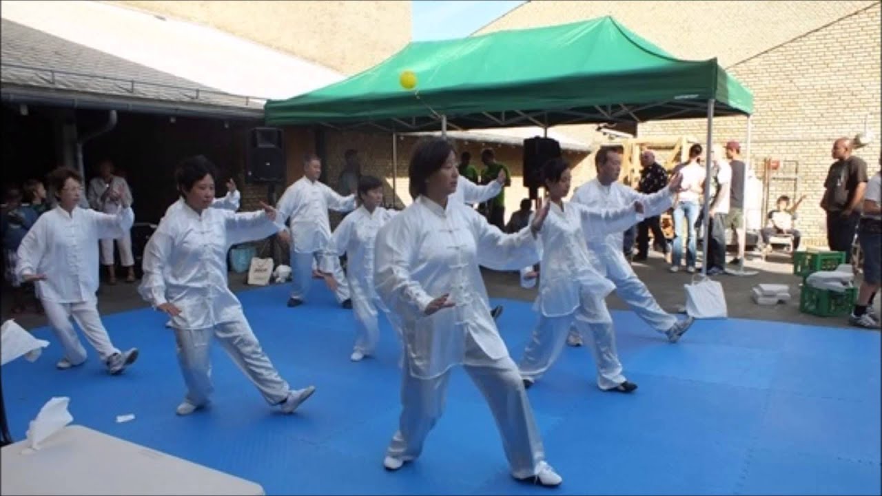 CNDK 太极拳伴奏乐《湖山一览图》 - YouTube