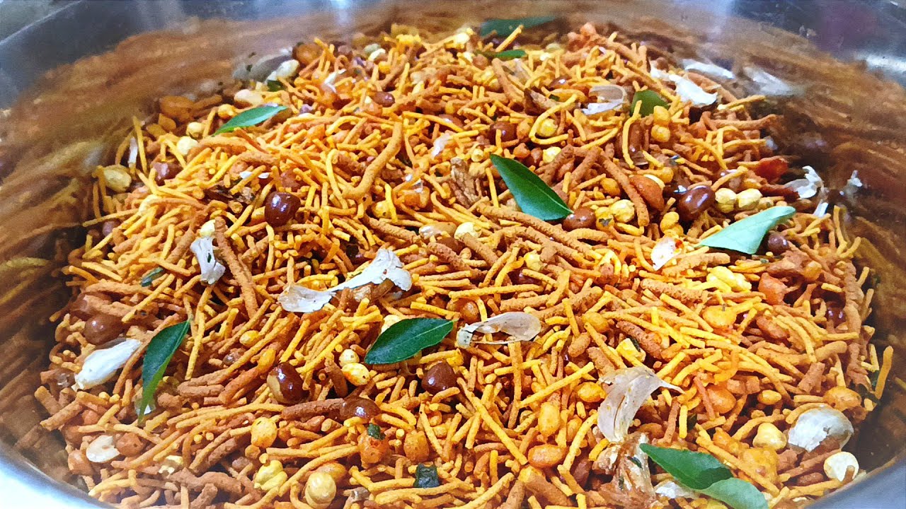 garlic namkeen recipe | Kerala style namkeen recipe |south indian ...
