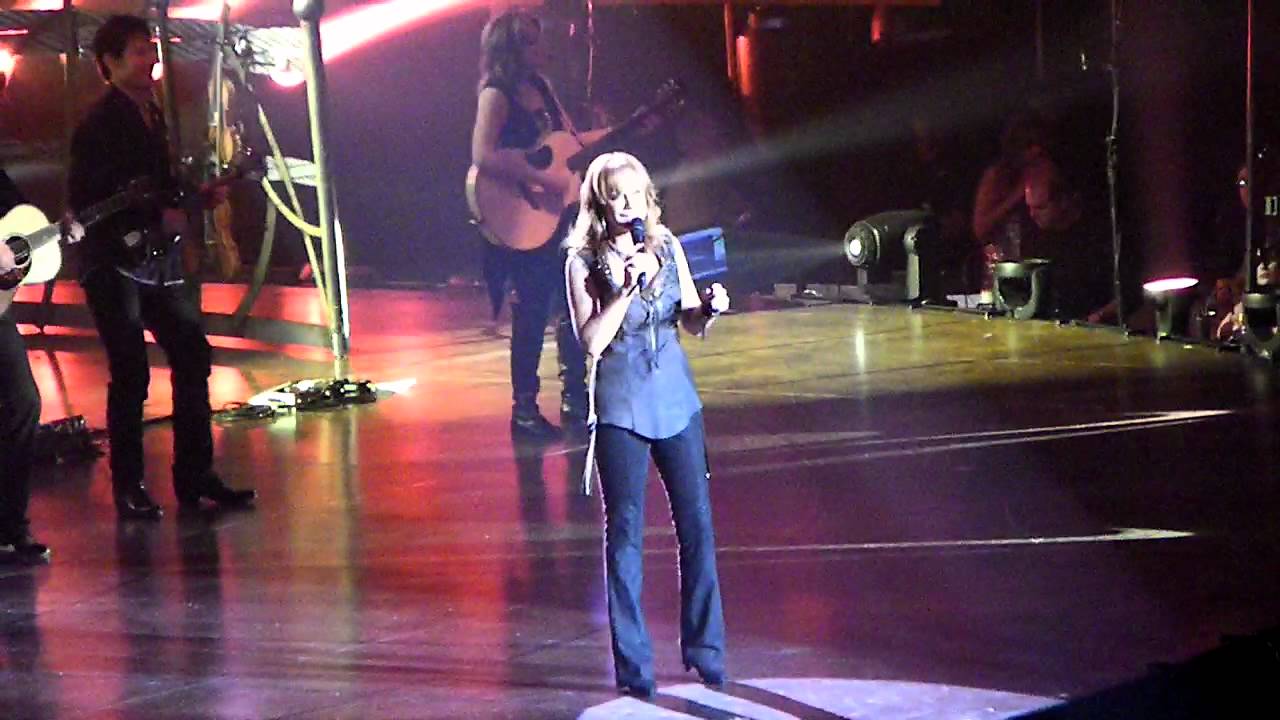 Reba Theme Song Live - YouTube