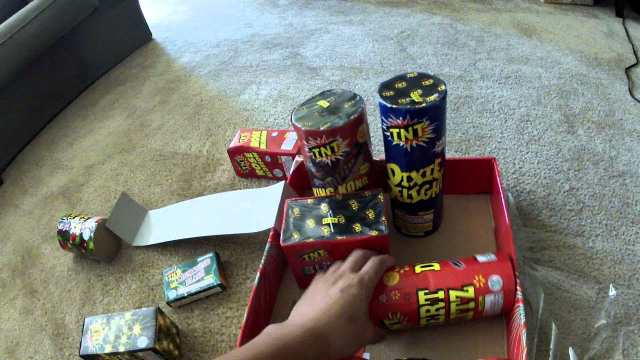 TNT Fireworks 2012 - Grand 49er assortment $69.99 unboxing - YouTube