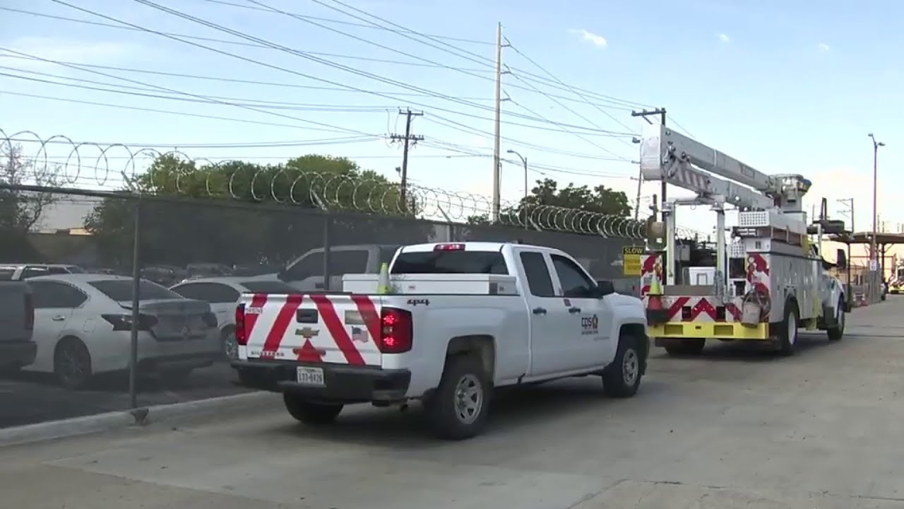 CPS Energy crew returns from Florida - YouTube