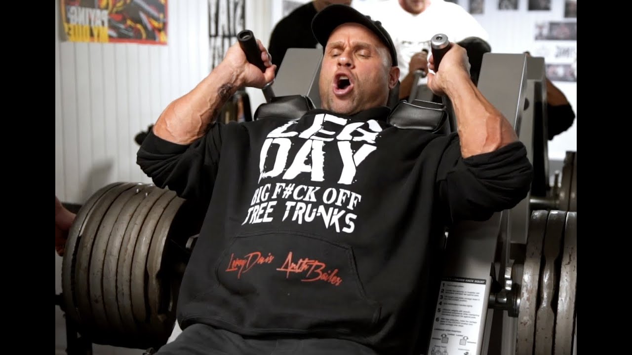 Team Nasty Final Leg Day At MaxxMuscle Gym - YouTube