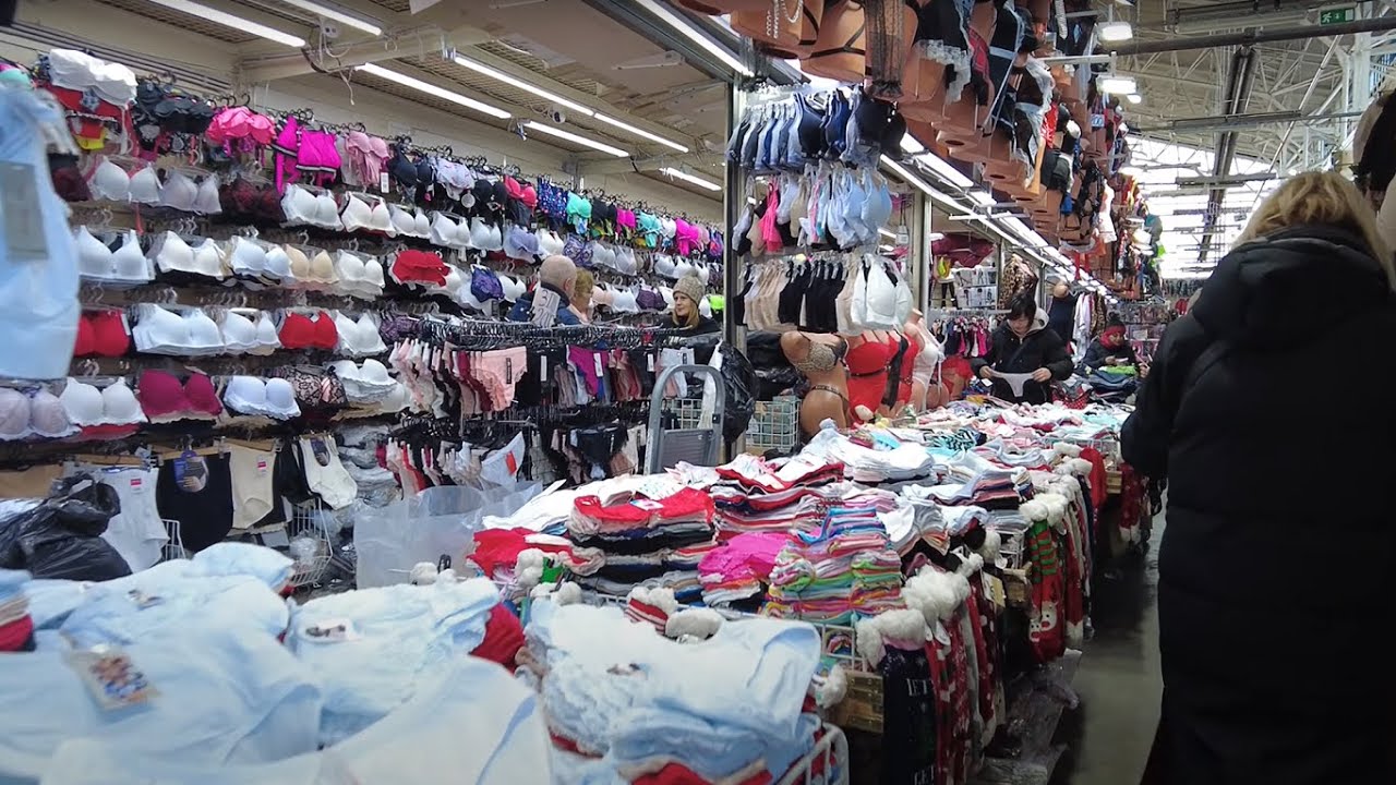 Sárkány center chinese market - Budapest Hungary [4k Ultra HD 60fps ...