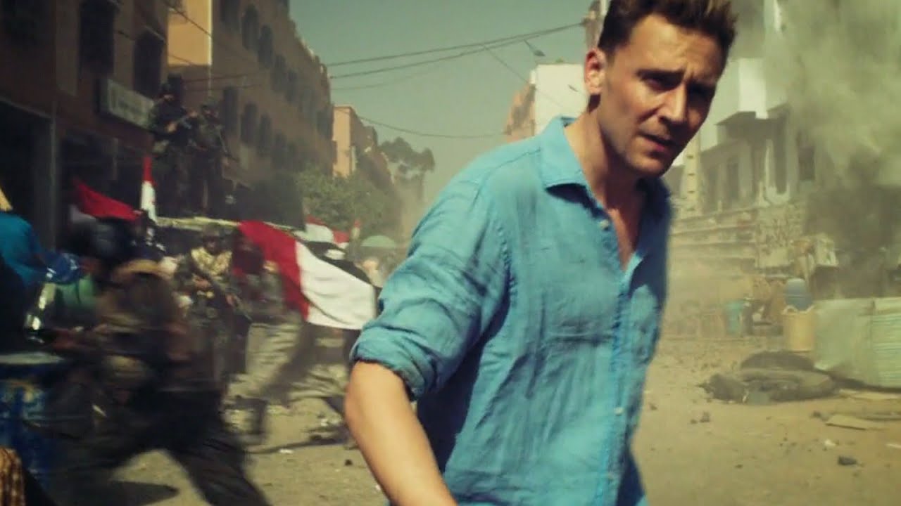 Jonathan pine cool scene / walks out of protest like pro/the night ...