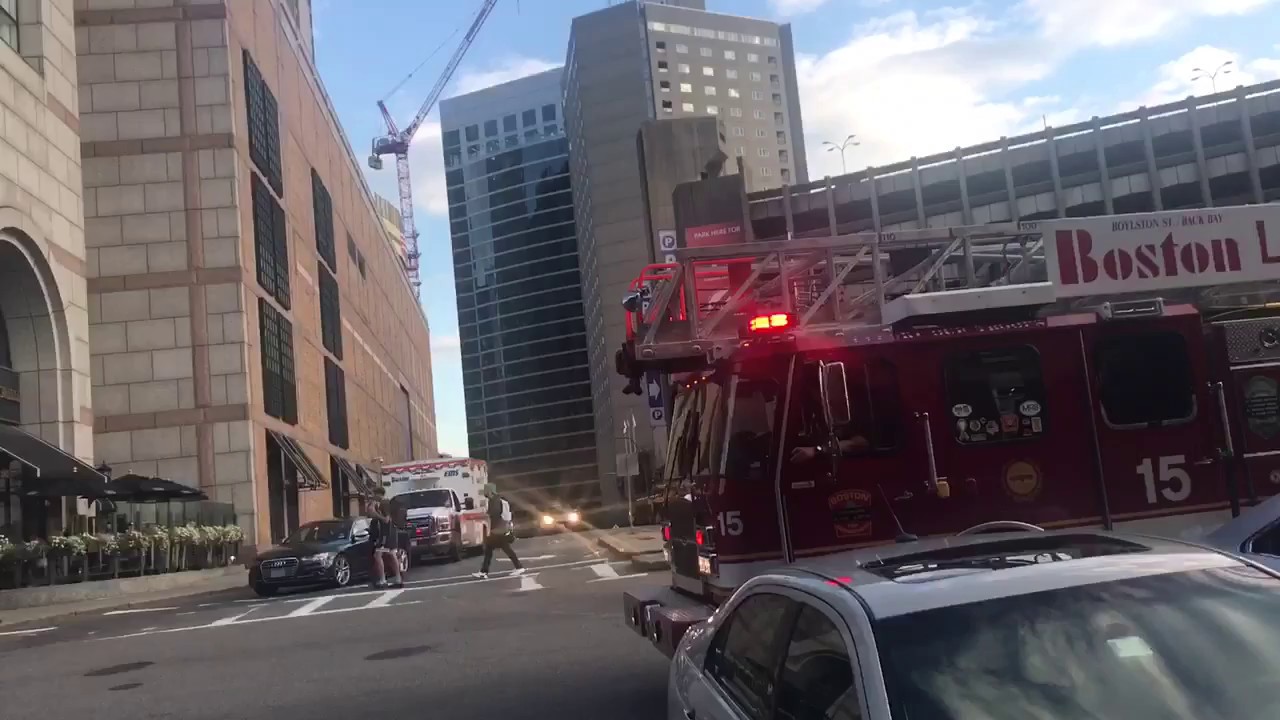 Boston Fire Ladder 15 backing in - YouTube