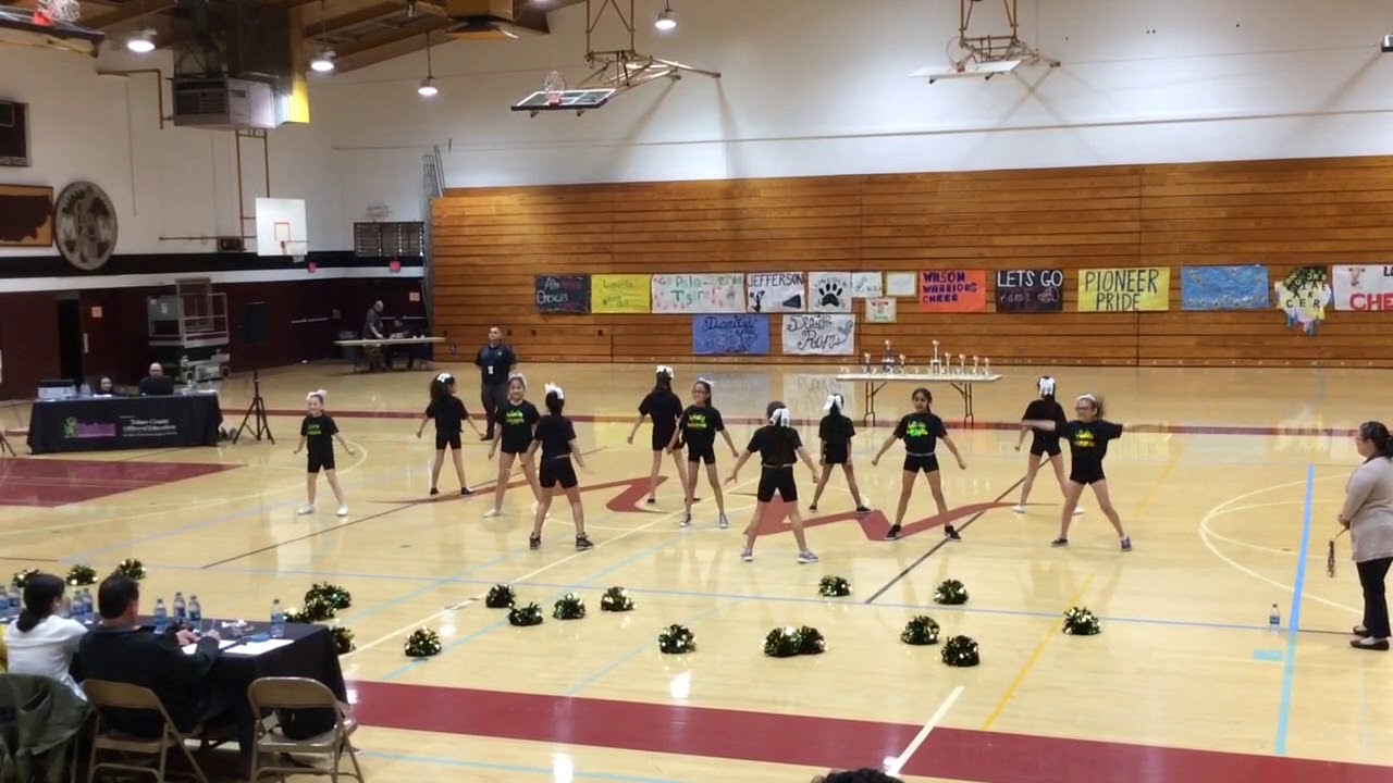 Lincoln Elementary CHOICES Cheer Team DANCE - YouTube