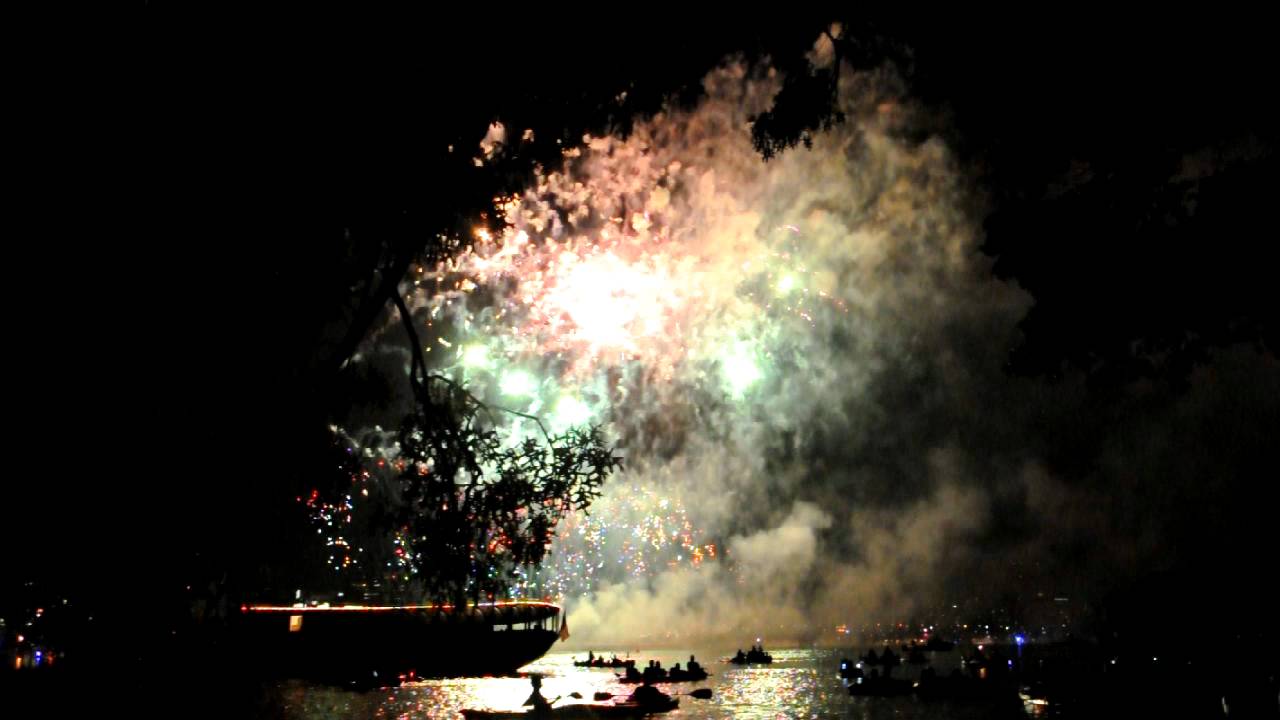 Boston Independence Day Fireworks Show (2011) - YouTube