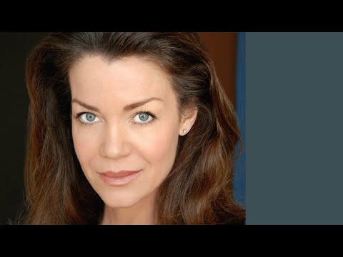 14 Sexy Photos of Claudia Christian
