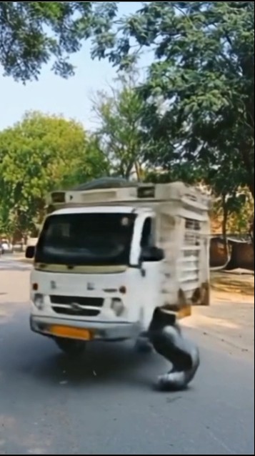 van running #trandingshorts #viralshort - YouTube