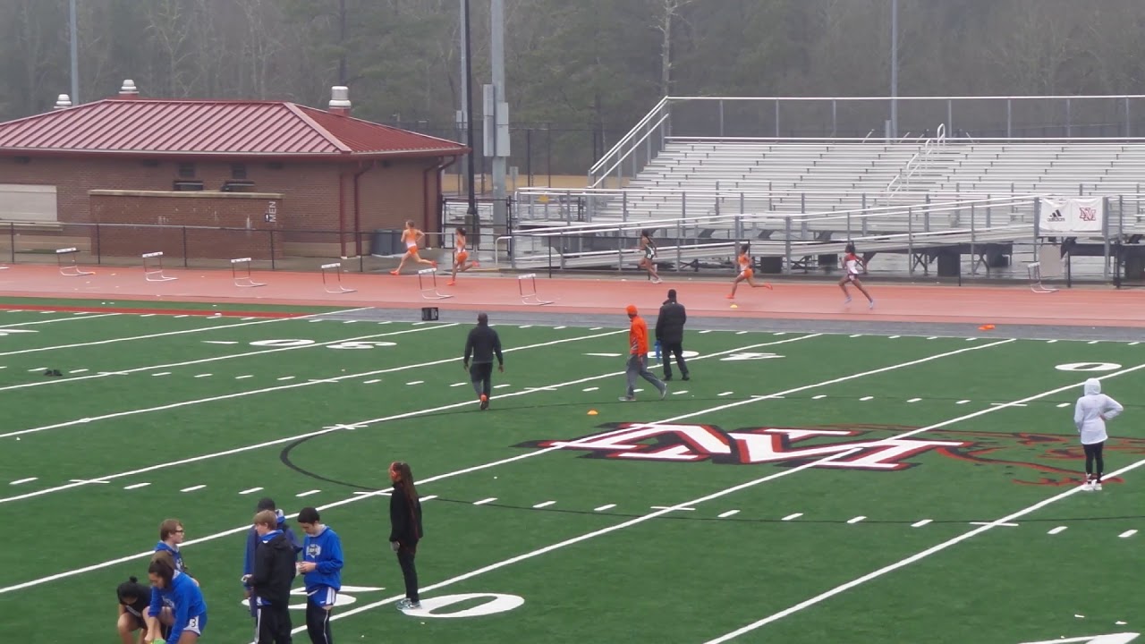 New Manchester - Maya Dunn 300m Hurdles 02-10-18 - YouTube