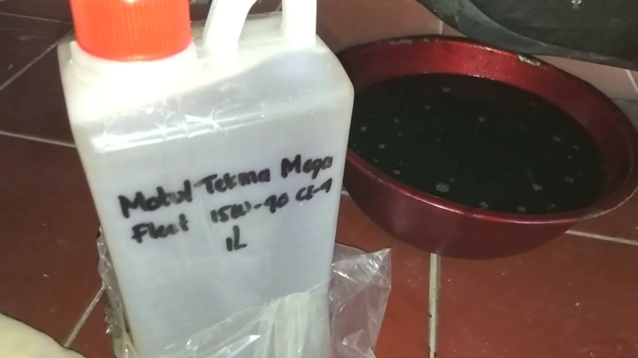 Drain Repsol Smarter, ganti review oli HDEO Motul Tekma 15W40 - YouTube