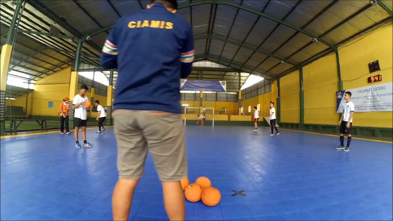 Teknik dasar Handball STKIP Pasundan cimahi - YouTube