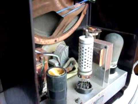 Volksempfänger VE 301 W - YouTube