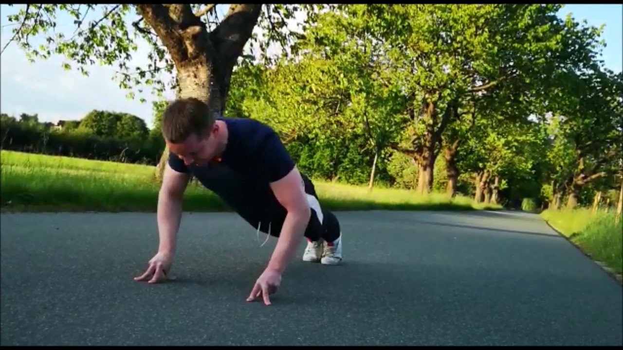 Mario Outdoor Training. Pushups Duel/Mario vs Darek. Video No.2 - YouTube
