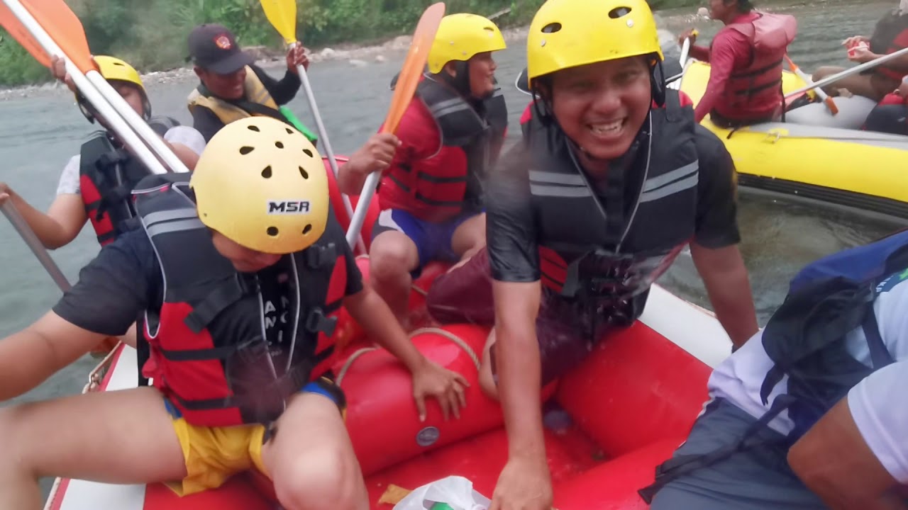 Arung Jeram Sungai Alas - YouTube