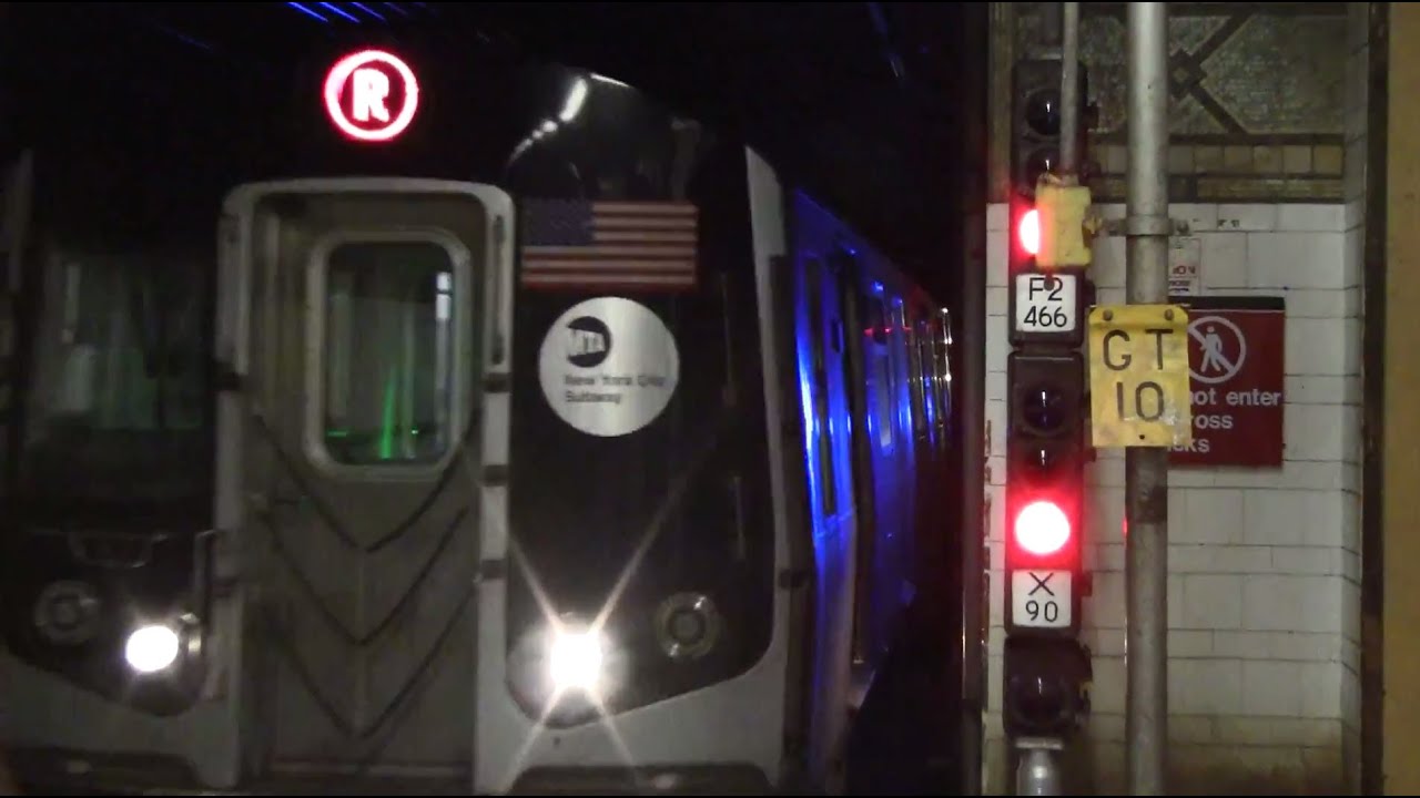 R160A R Train Arriving at 36th Street - YouTube