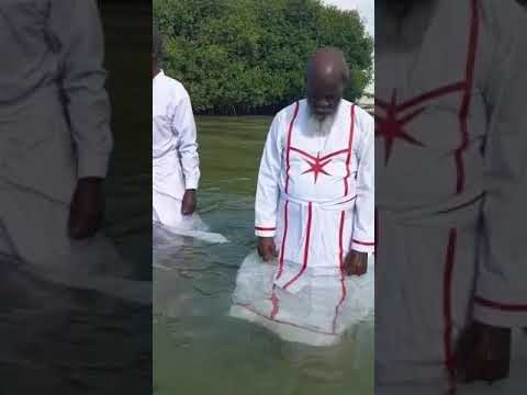 Igreja Apostólica de John Marange Santos Noah em Angola - YouTube