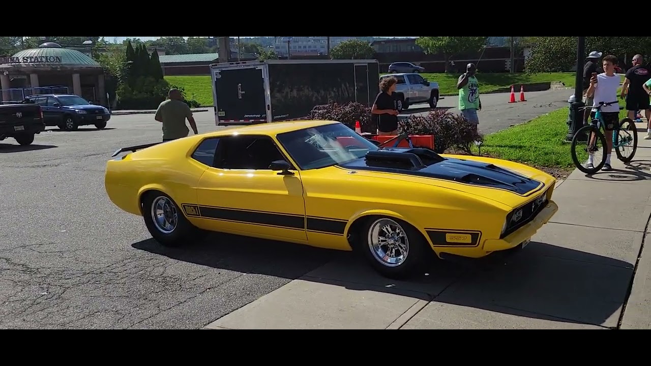 Classic Riderz at Montclair PBA 2023 Classic Car show . - YouTube