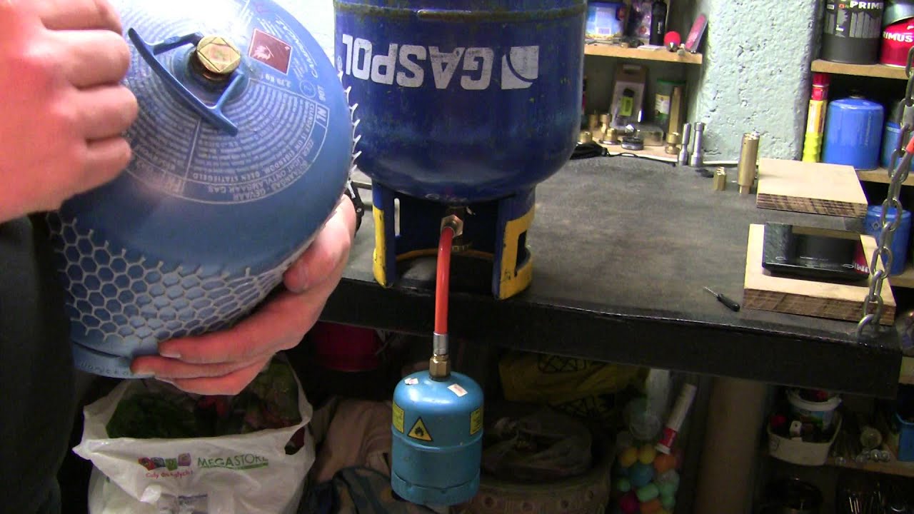 Napełniamy butlę Campingaz R 901 - YouTube