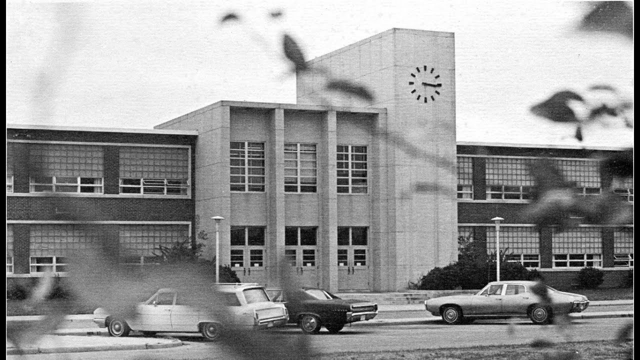 Ferguson High School 1970 Mariner Band - YouTube