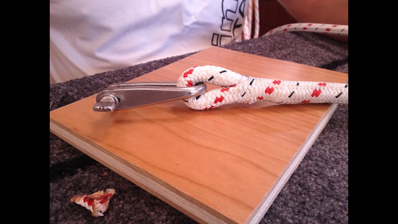 Andy showing how to make an eye splice - YouTube