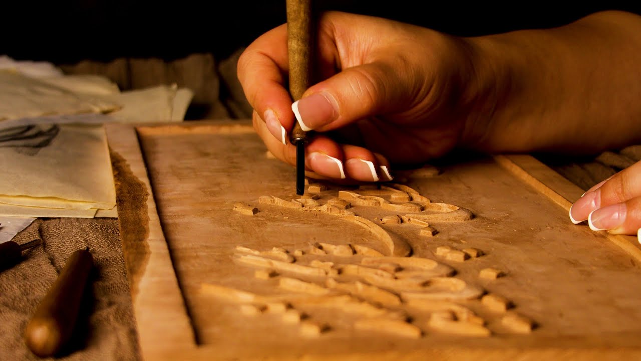 Wood Carving Cycle - YouTube