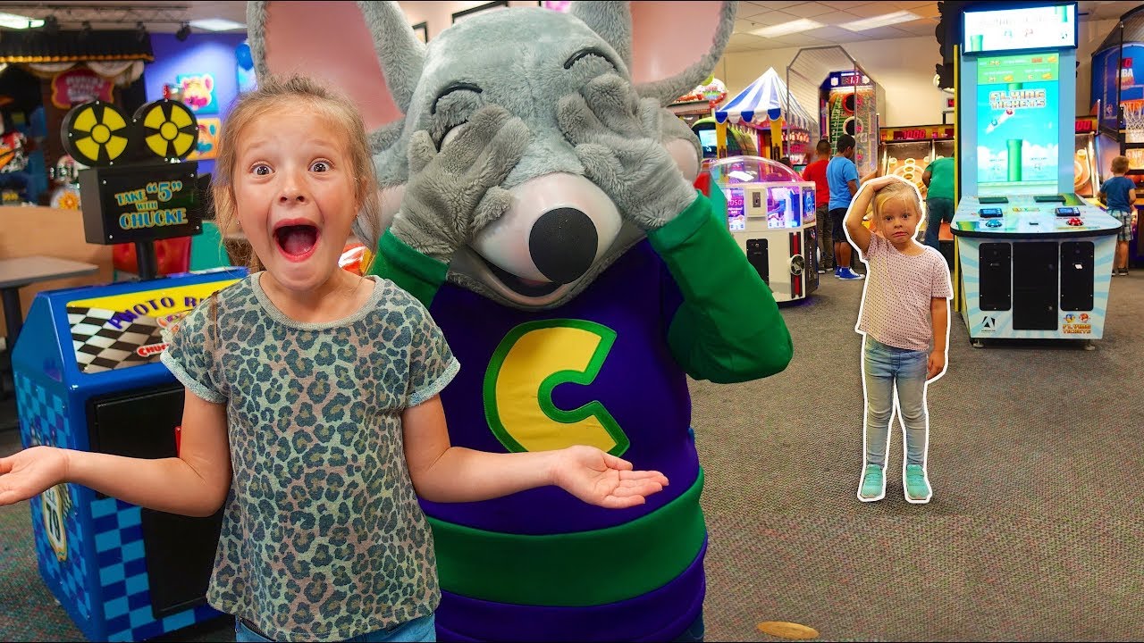 EXTREME HIDE and SEEK in CHUCK-E-CHEESE’S! - YouTube