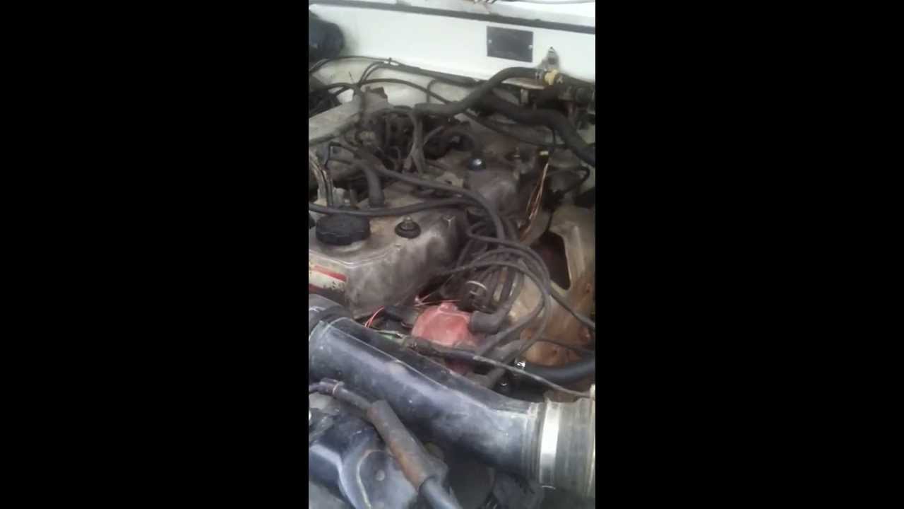 1987 Toyota 4Runner 22RE Cold Start - YouTube