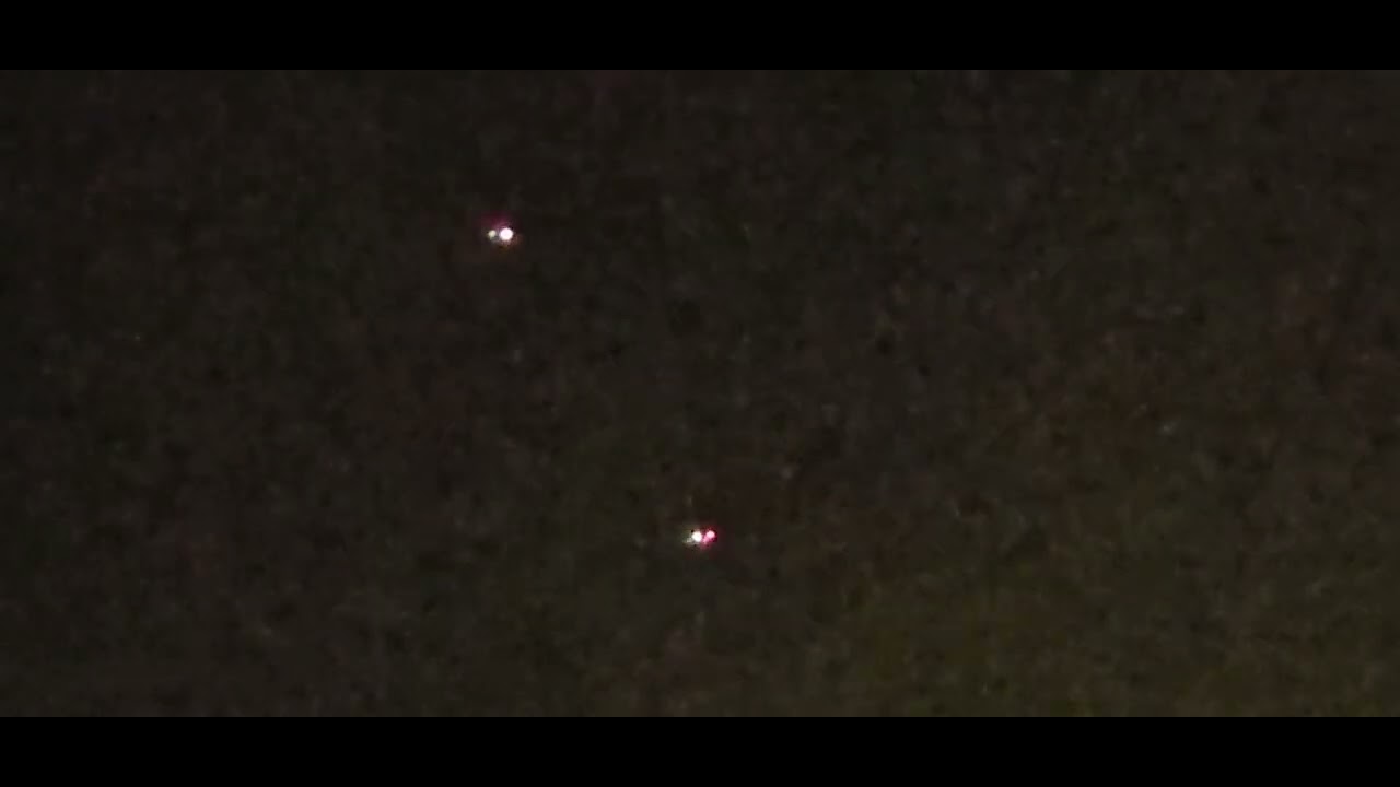 UAP on bottom & 2013 Diamond DA-40 Club Star plane on top with green ...