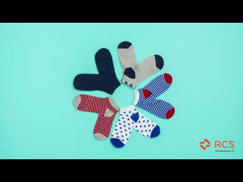 CREATIVE SOCKS STOP MOTION VIDEO - ROBYN DALY PHOTOGRAPHY