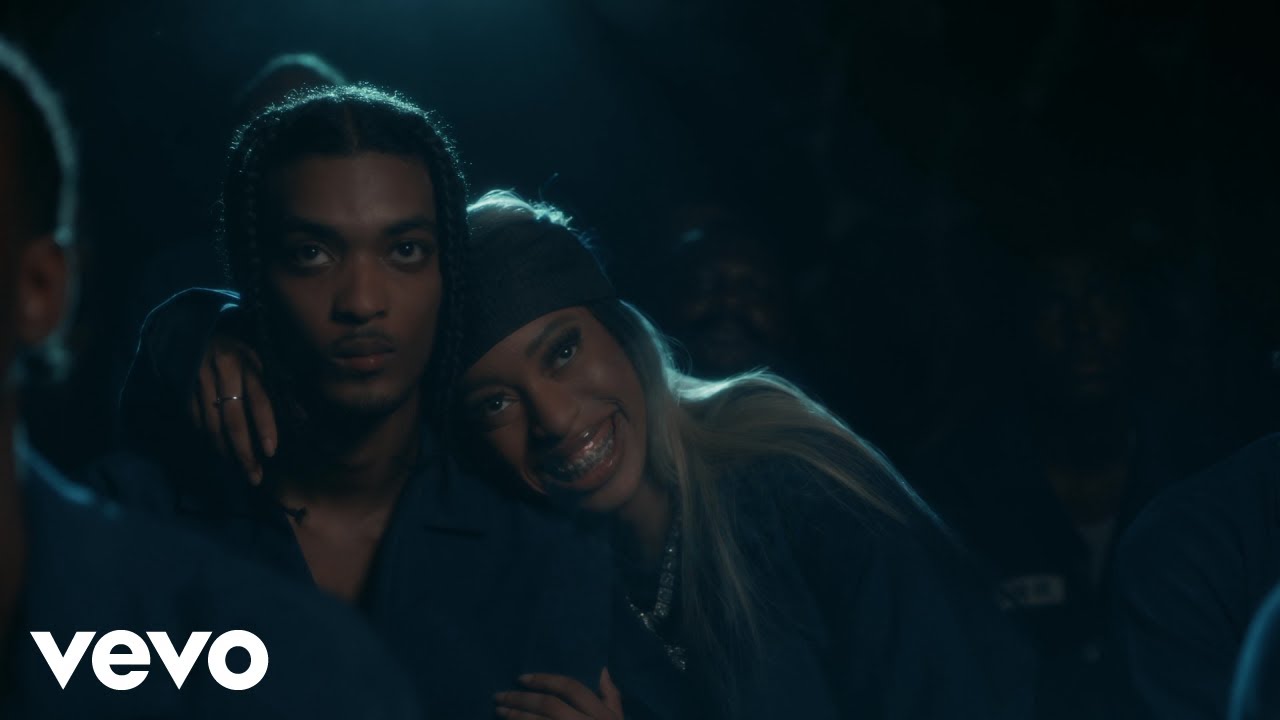 Qing Madi - Goosebumps (Official Video) - YouTube Music