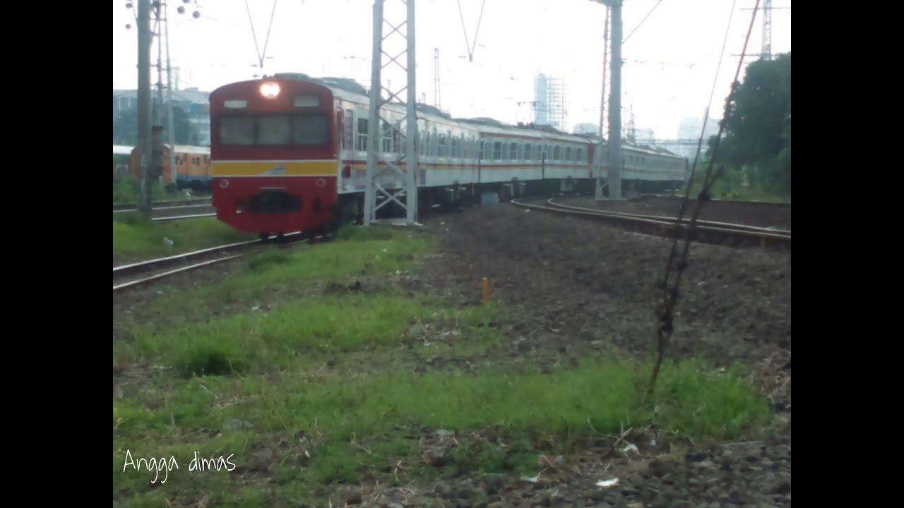Kompilasi KRL JR 103 - YouTube
