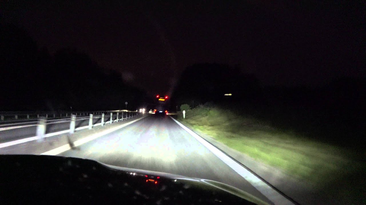 [4k] BMW M3 Adaptive Full LED Lights and Automatic high beams in use ...