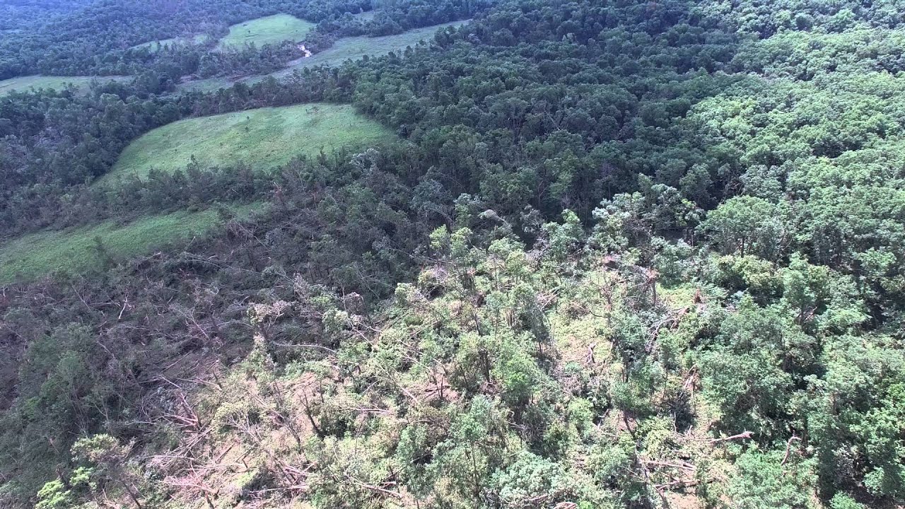 Melrose, IA - tornado damage (F3) - YouTube