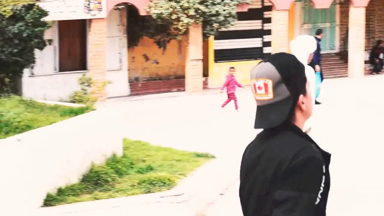 Youcef chinwi (غير انسيني ) clip official - YouTube