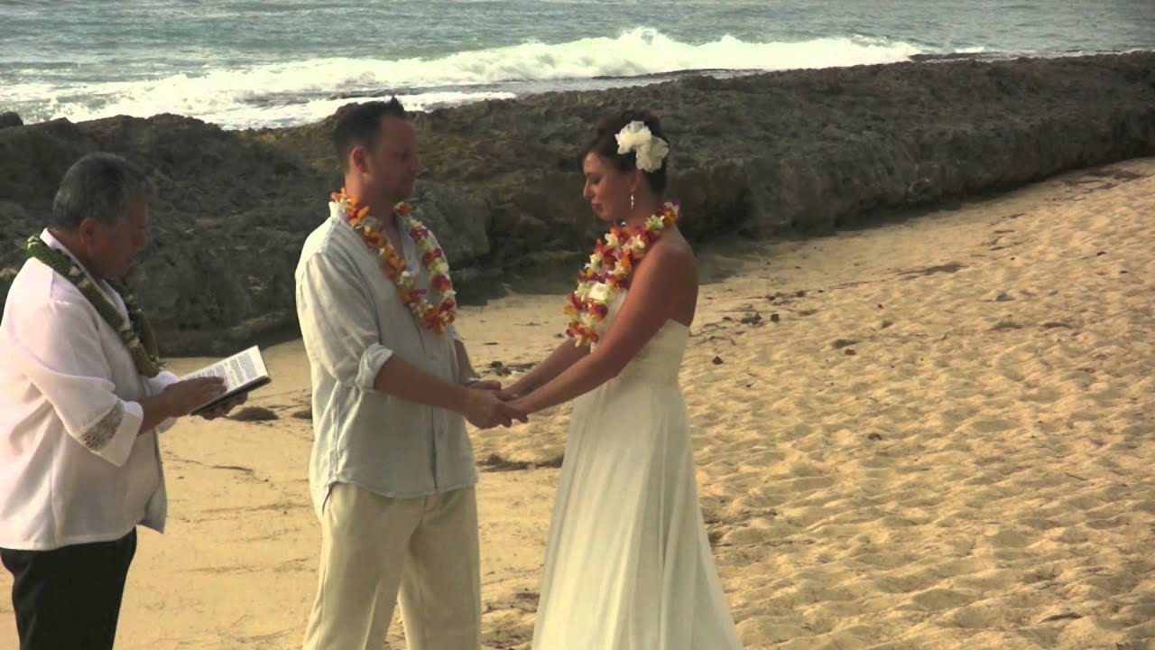 Married in Hawaii Wedding Minister for you Pastor Luna Lyons - YouTube